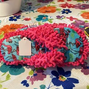 Lazy One | Shoes | Nwts Lazy One Flamingo Fuzzy Slippers | Poshmark